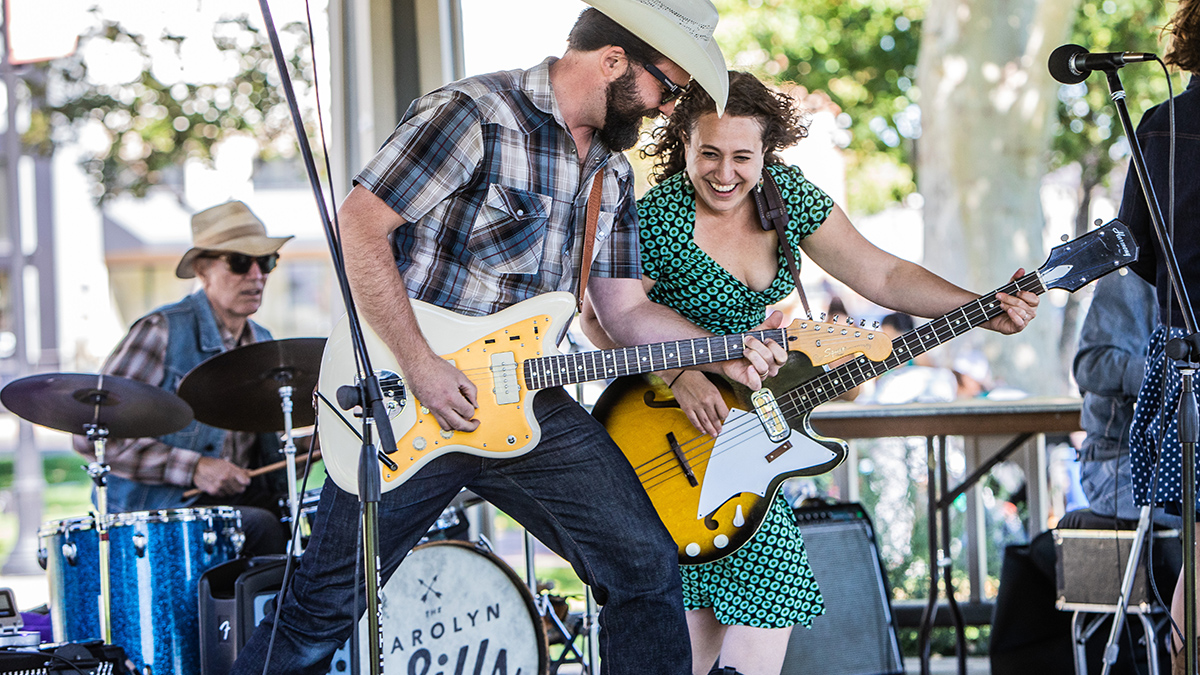 The Carolyn Sills Combo Revisits What Happened in “El Paso”