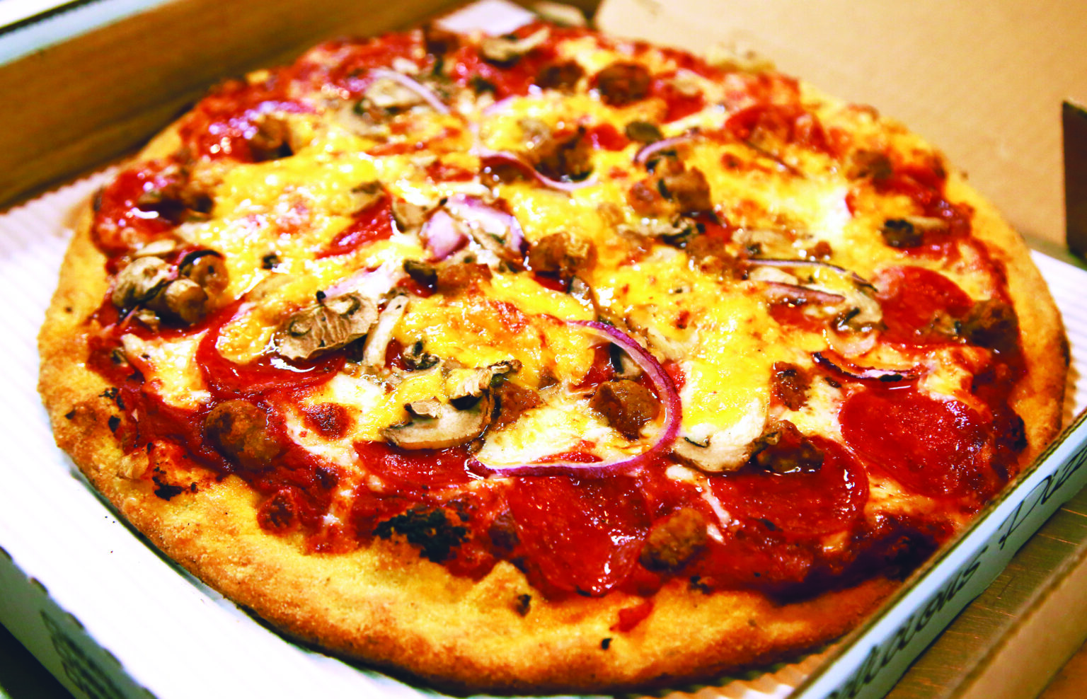 Felton’s Redwood Pizzeria Serves Up an Original Variety of Pies and ...