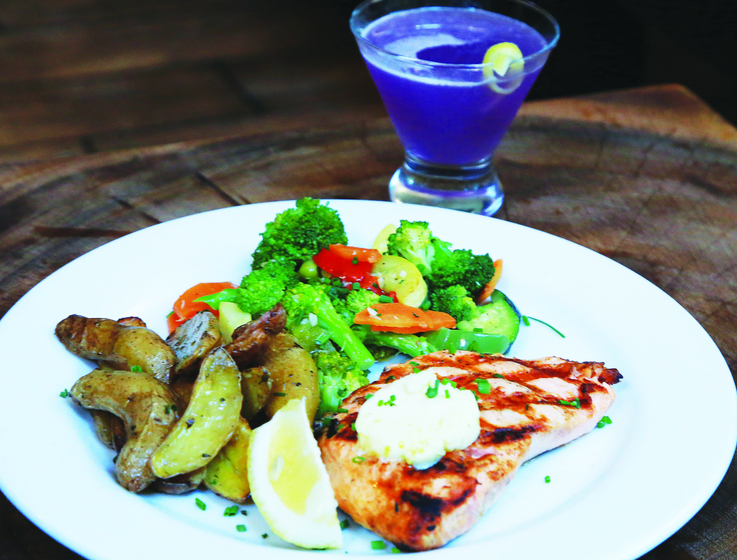 Back Nine Grill and Bar Does Comfort Food with Flair | Good Times